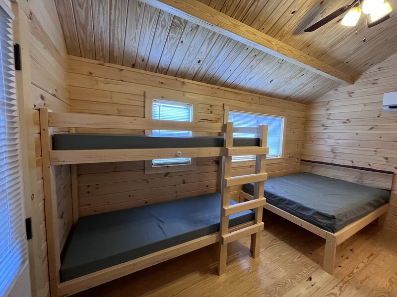 Cabin Rentals - Mountain View Campground